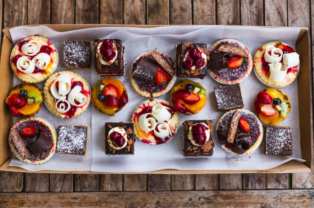 Mixed Mini Sweets Platter (20 pcs) – Dobinsons Canberra