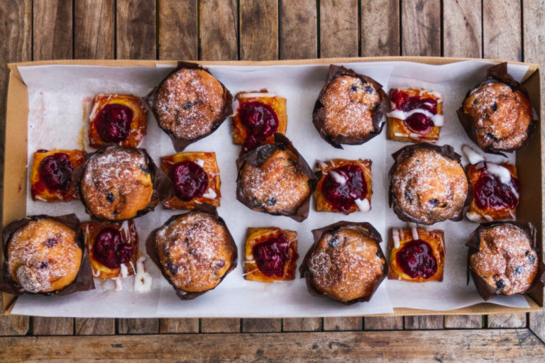 Morning Platter (20 pcs) – Dobinsons Canberra